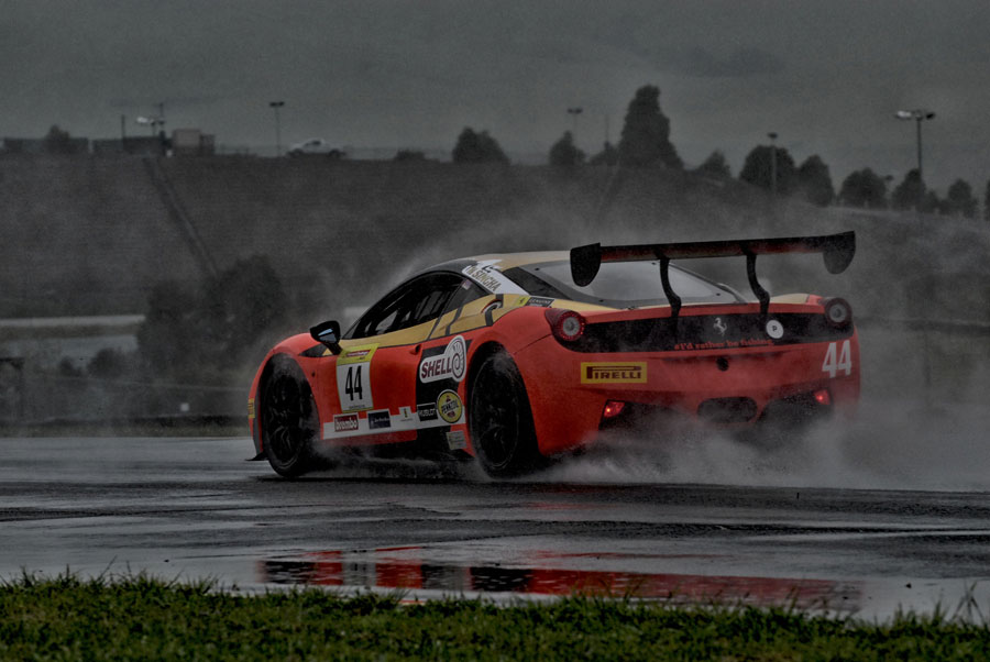 A Ferrari in the rain | Shutterbug